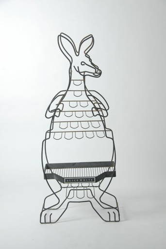 Alice White Kangaroo Metal Wine Rack