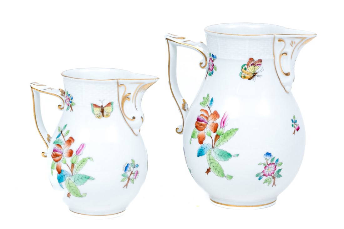 Two Herend Pitchers In Queen Victoria Pattern Auction