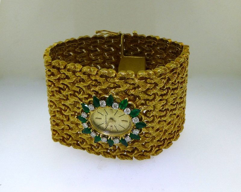 ESTATE 1940s 18k EMERALD & DIAMOND BELVIL SWISS WATCH