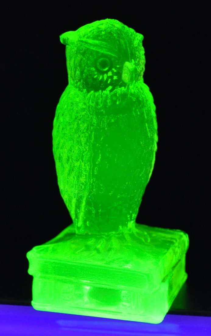 1960s DEGENHART VASELINE OWL ON BOOK PLINTH FIGURE XV - Nov 23, 2014 ...