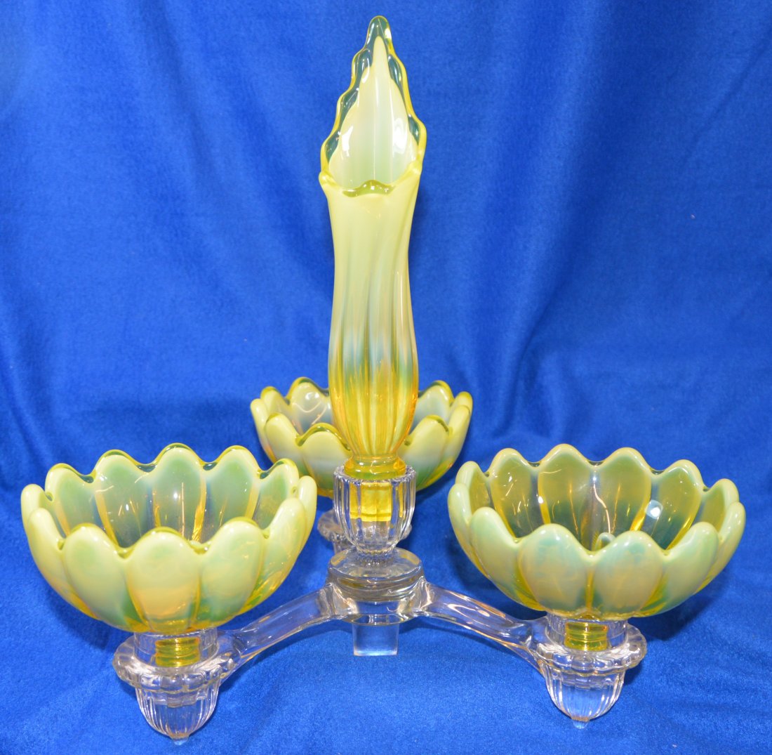 1959 FOSTORIA HEIRLOOM VASELINE TABLE CHARMS SET XV