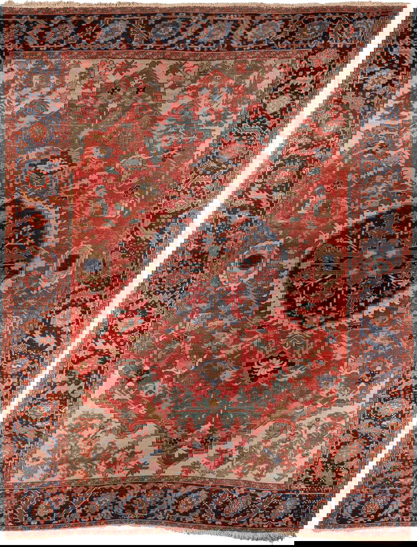 Heris Persien, Um 1890/1900 375 X 291 Cm. Altersgemaesse Ge Auction