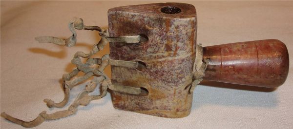 1103: Soapstone Micmac Pipe Bowl with Incised lines and - Mar 03, 2007 ...