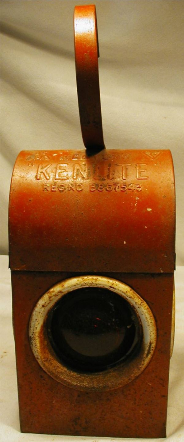 4004: Kenyons "Kenlite" Lantern 15 1/2H x 6W, Made in