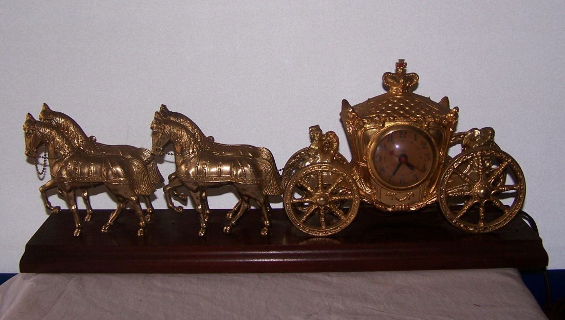 United Clock Model 640, Horse drawn carriage