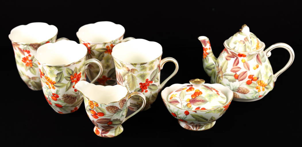 Peppertree Tabletops Harvest Pattern Tea Set