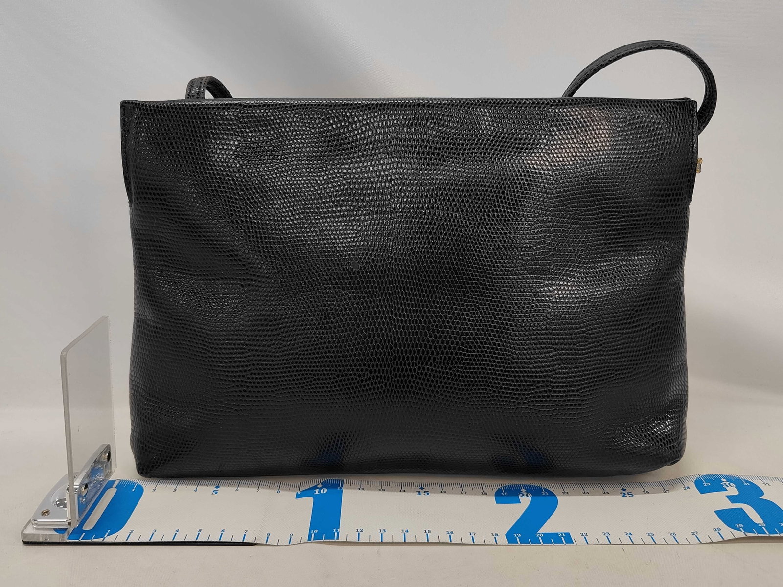 Salvatore Ferragamo Black Lizard-embossed Leather Vara Bow Shoulder Bag ...