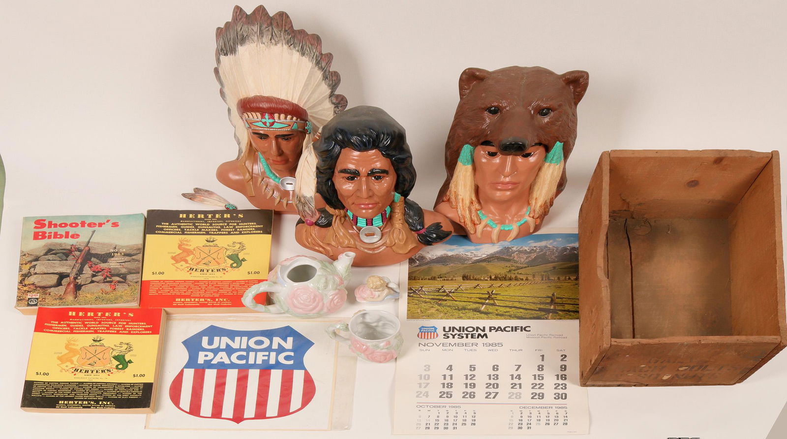 Native American Display Items and other collectibles. - Dec 20, 2020 ...