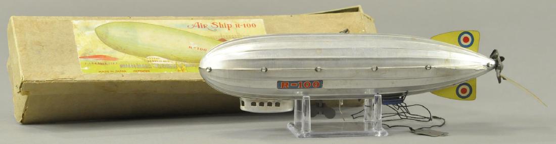 R100 Zepplin Airship W/ Box