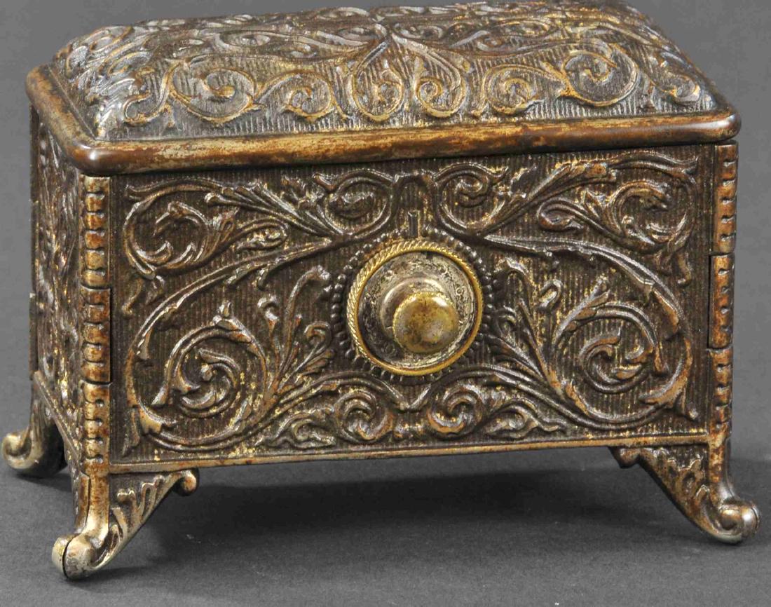 TREASURE BOX STILL BANK