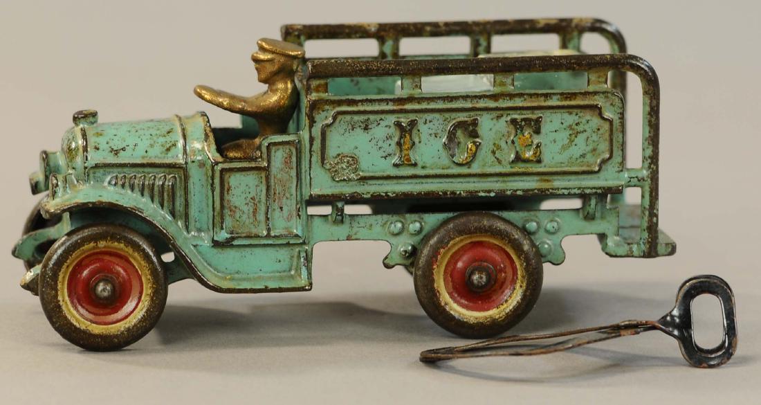 KENTON ICE TRUCK - Aug 23, 2019 | Bertoia Auctions in NJ