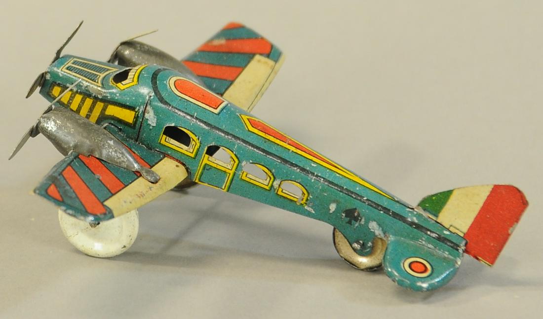 AIRPLANE PENNY TOY - Nov 15, 2019 | Bertoia Auctions in NJ