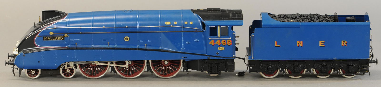FULGUREX ASTER MALLARD LOCOMOTIVE - Nov 16, 2019 | Bertoia Auctions in NJ