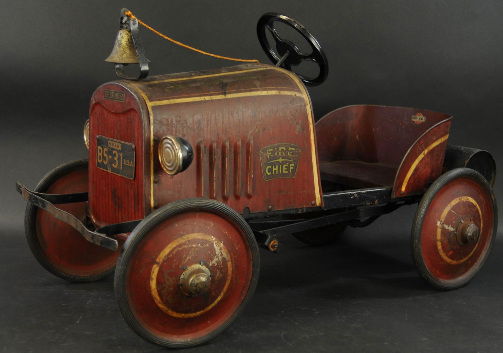 EARLY BOYCRAFT FIRE CHIEF PEDAL CAR - May 07, 2020 | Bertoia Auctions in NJ