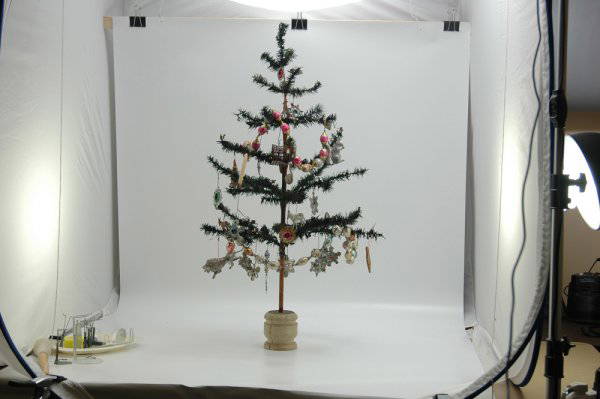 DECORATED GERMAN FIR TREE - Nov 15, 2009 | Bertoia Auctions in NJ