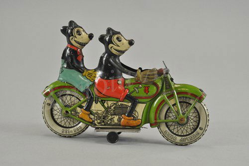 MICKEY AND MINNIE MOUSE RIDING MOTORCYCLE - Nov 09, 2013 | Bertoia ...