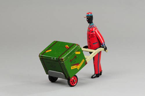 RED CAP PORTER - Apr 16, 2011 | Bertoia Auctions in New Jersey