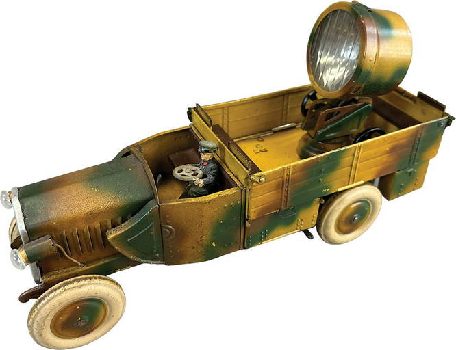 Lineol Large Early Searchlight Tank