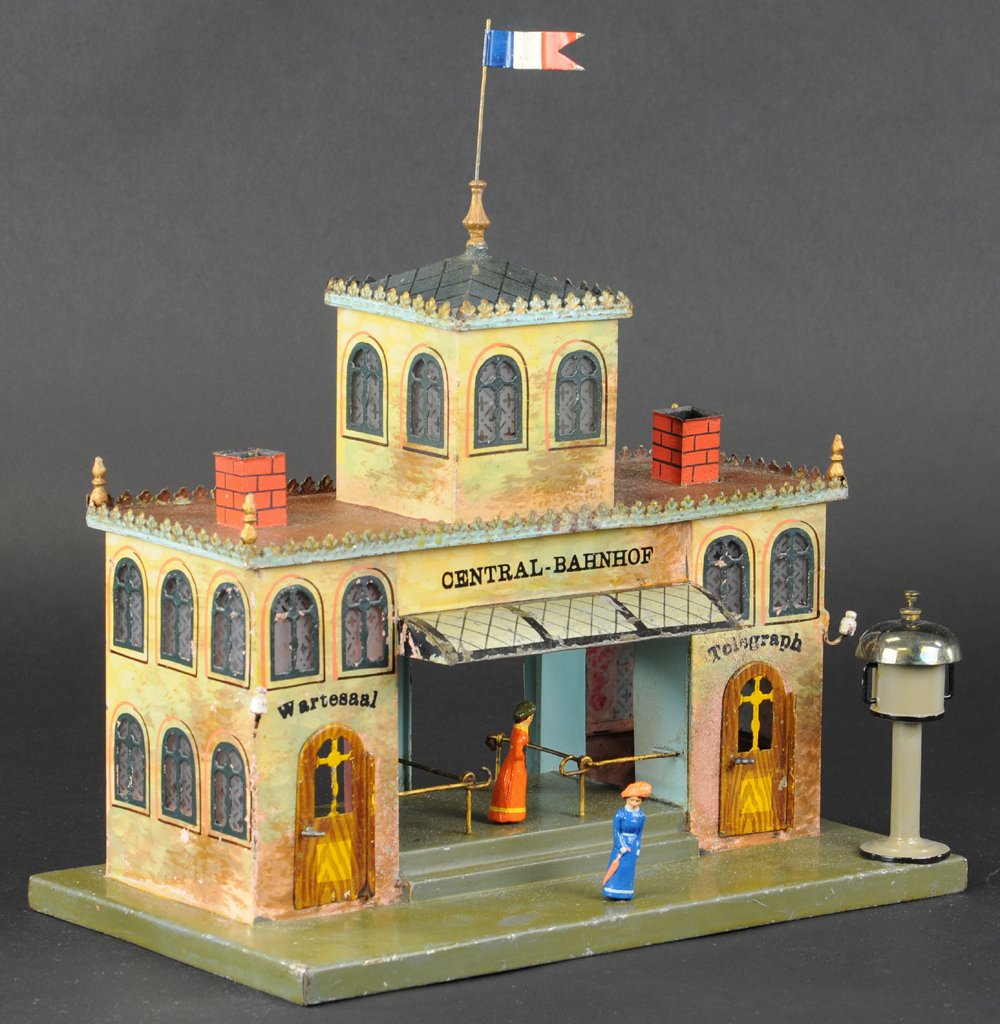 MARKLIN "CENTRAL BAHNHOF" TRAIN STATION