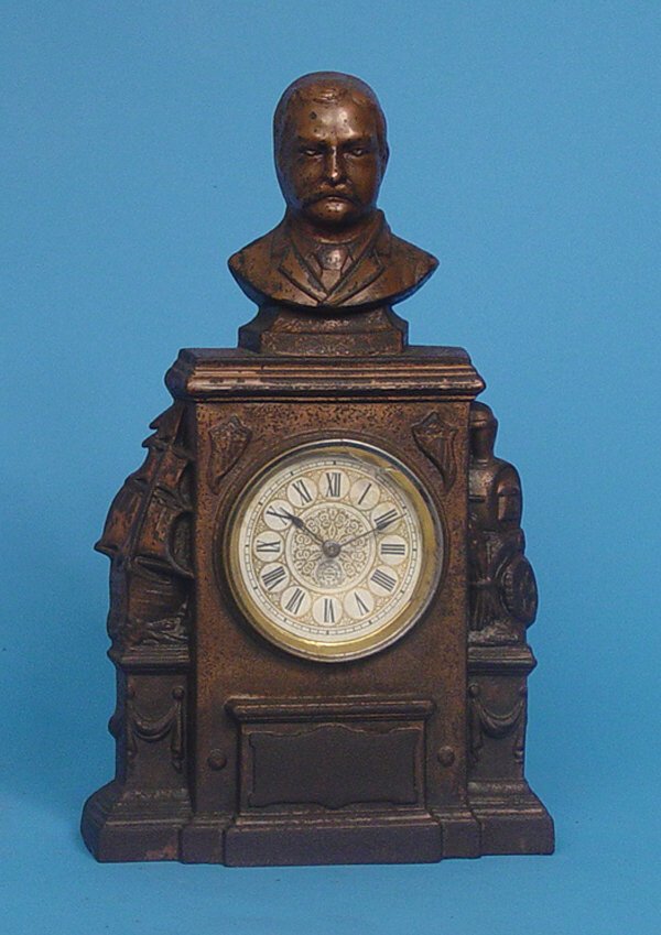 649: Patriotic Figural FD Roosevelt Iron Clock