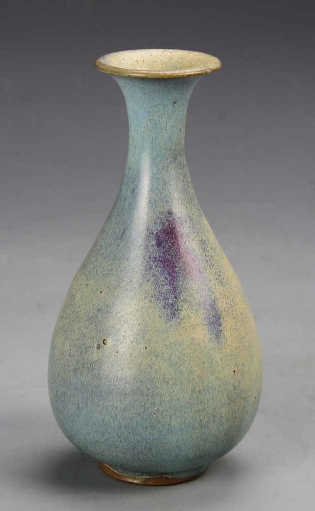 Chinese Jun Ware Yuhuchunping Vase