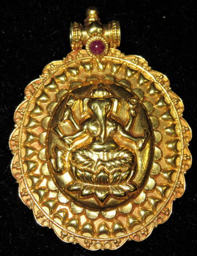 18k Gold & Ruby Hindu God Ganesha Pendant