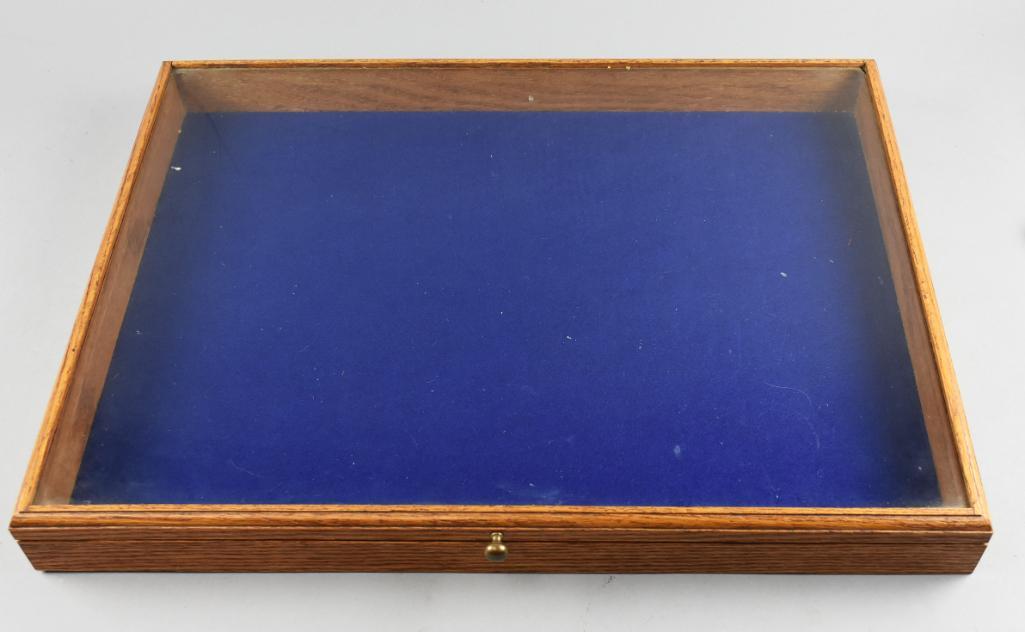 Vintage Oak Table Top Flat Display Case (#0381) on Jul 25, 2021 ...