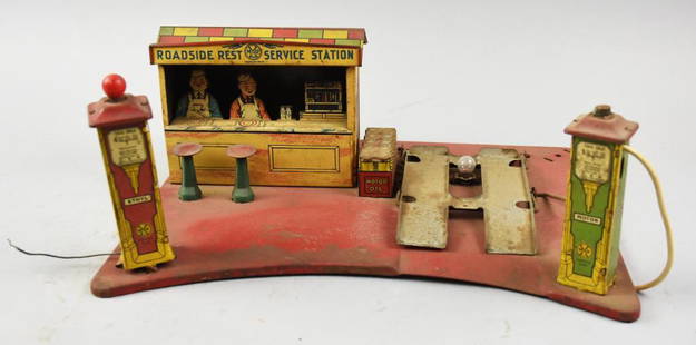 Marx Tin Lithographed Roadside Rest Service Station With Accessories