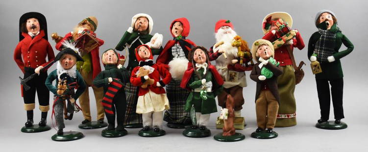 (5) Byers Choice Carolers Figurines & Mailbox