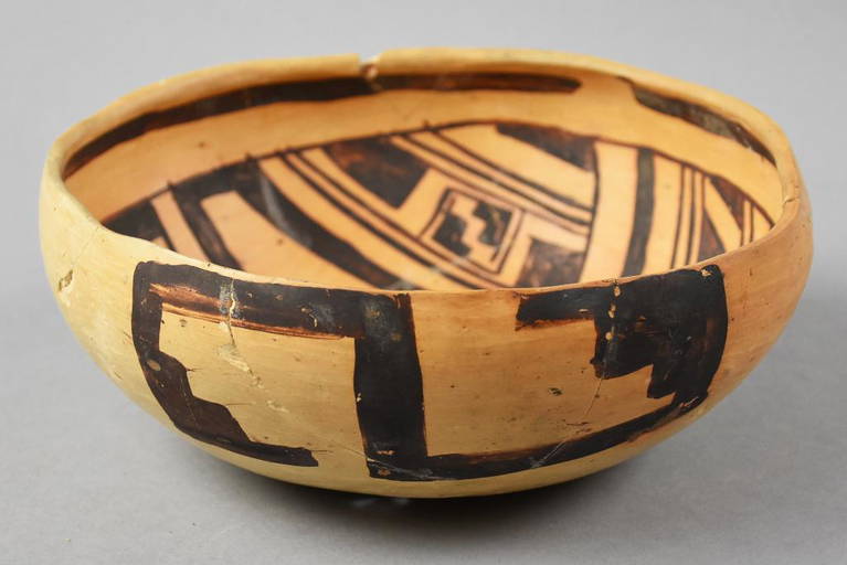 1275 1400 Ad Anasazi Jeddito Black Yellow Bowl