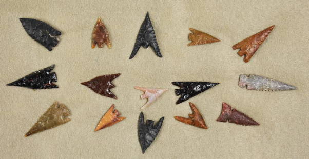 Prehistoric Corner Notch Quartzite Arrowhead