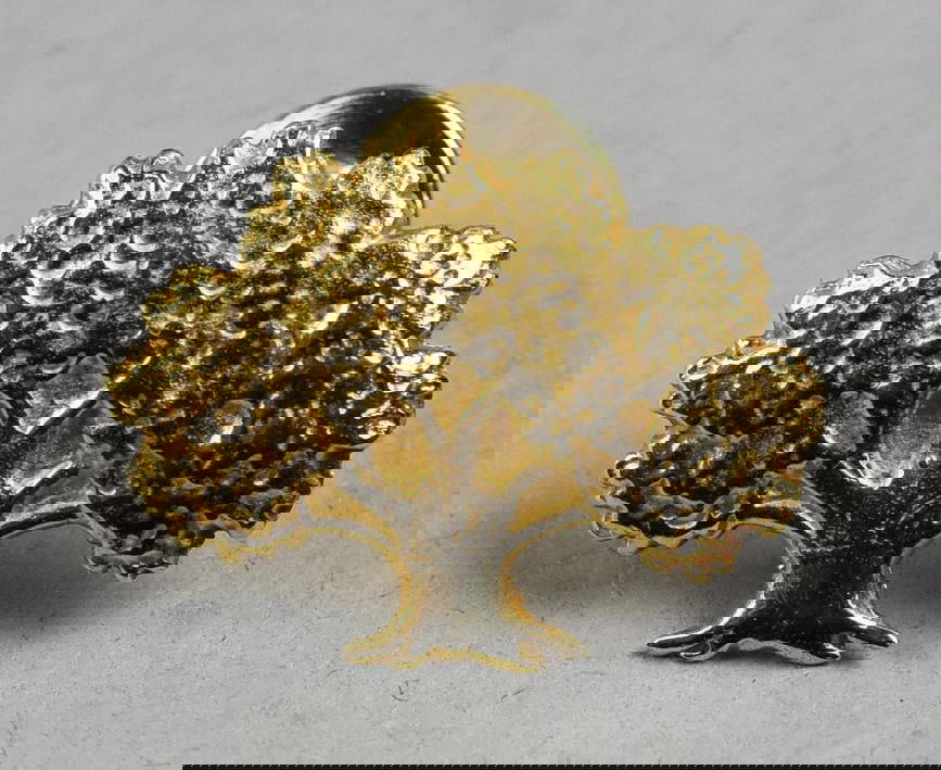 18k Yellow Gold Tree Of Life Lapel Pin Auction