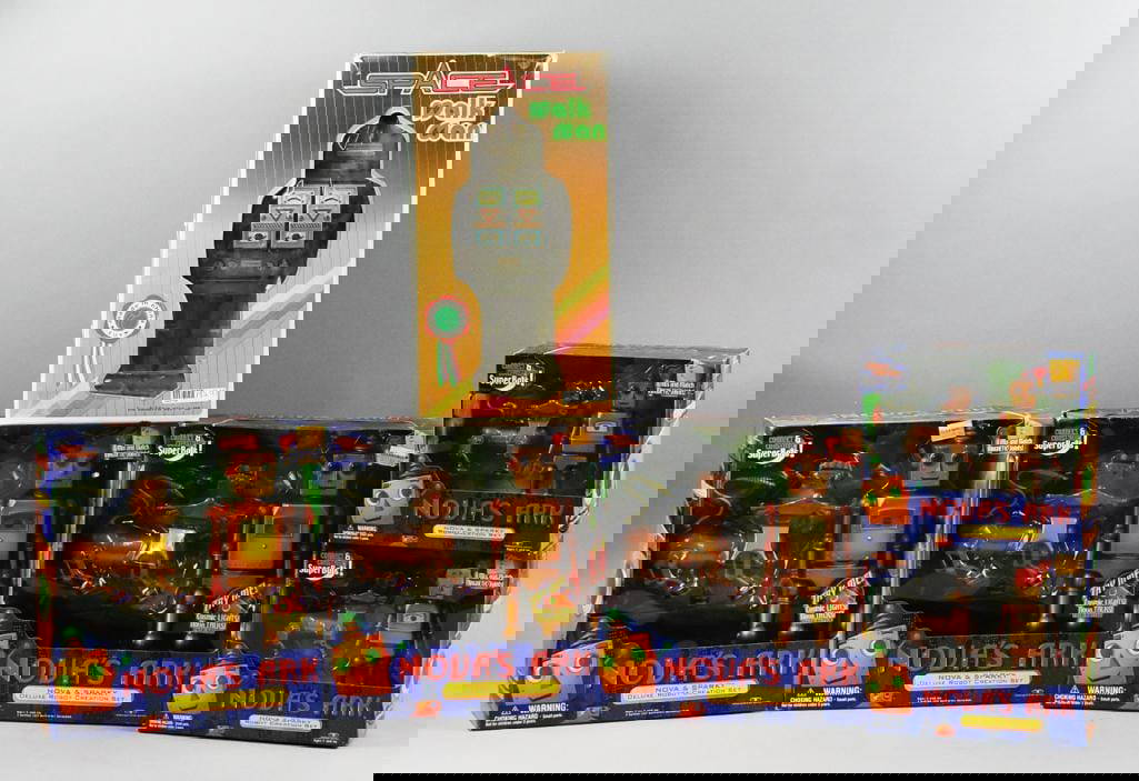 (6) Space Walk Man & Nova's Ark Action Figures, Nib - Nos Auction