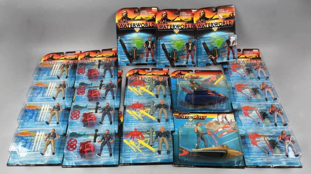 (20) 1995 Kenner Waterworld Action Figures, Carded Nos