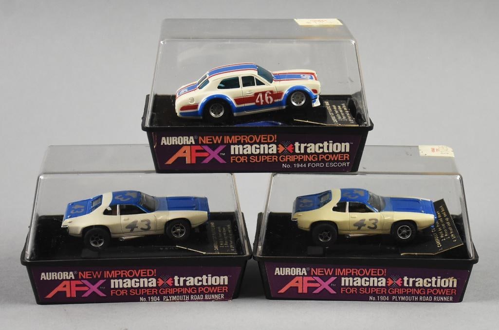 (3) Vintage Aurora Afx Magnatraction Slot Cars-mib-nos Auction