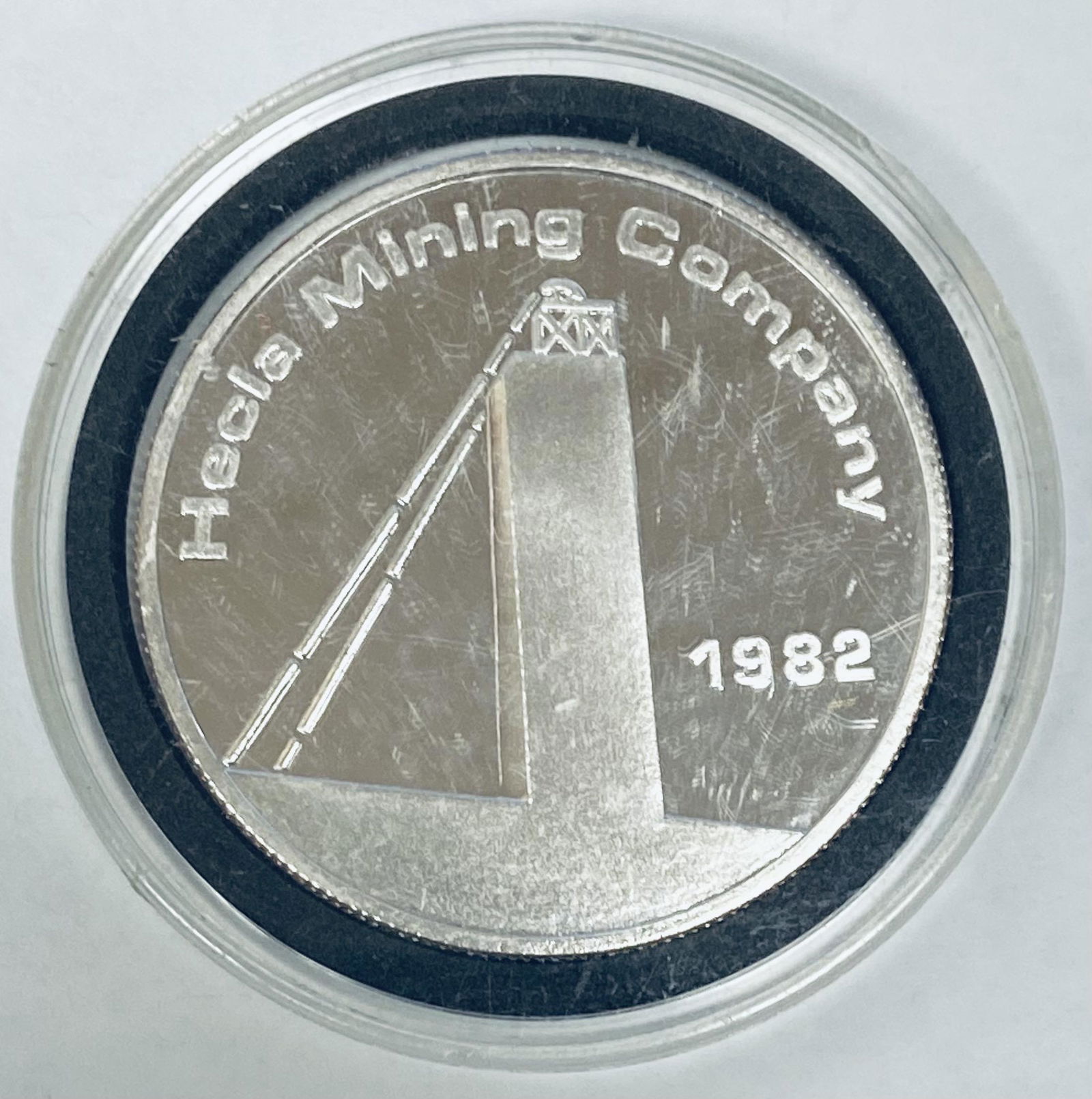 1982 Hecla Mining Company 1 oz .999+ Fine Silver Round (#0664) on Aug ...