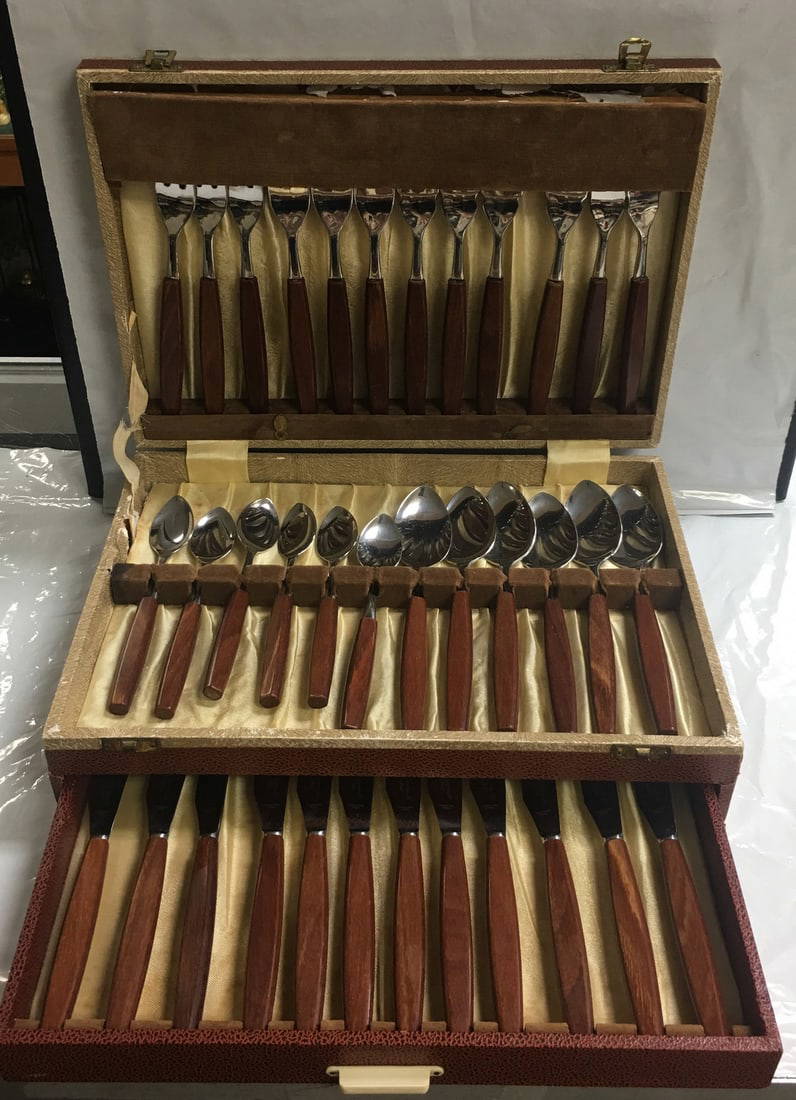 Firth Staybrite Sheffield Stainless Steel Flatware 36 Pc Set W/ Wooden ...