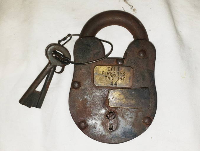 Colt Firearms Factory 44 Lock With Keys