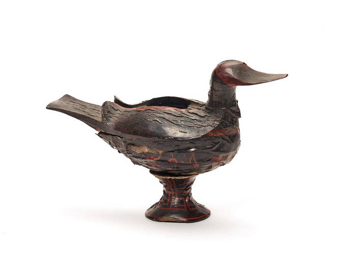 AN EXTREMELY RARE HAN DYNASTY LACQUER DUCK ON STAND - Mar 23, 2019 ...