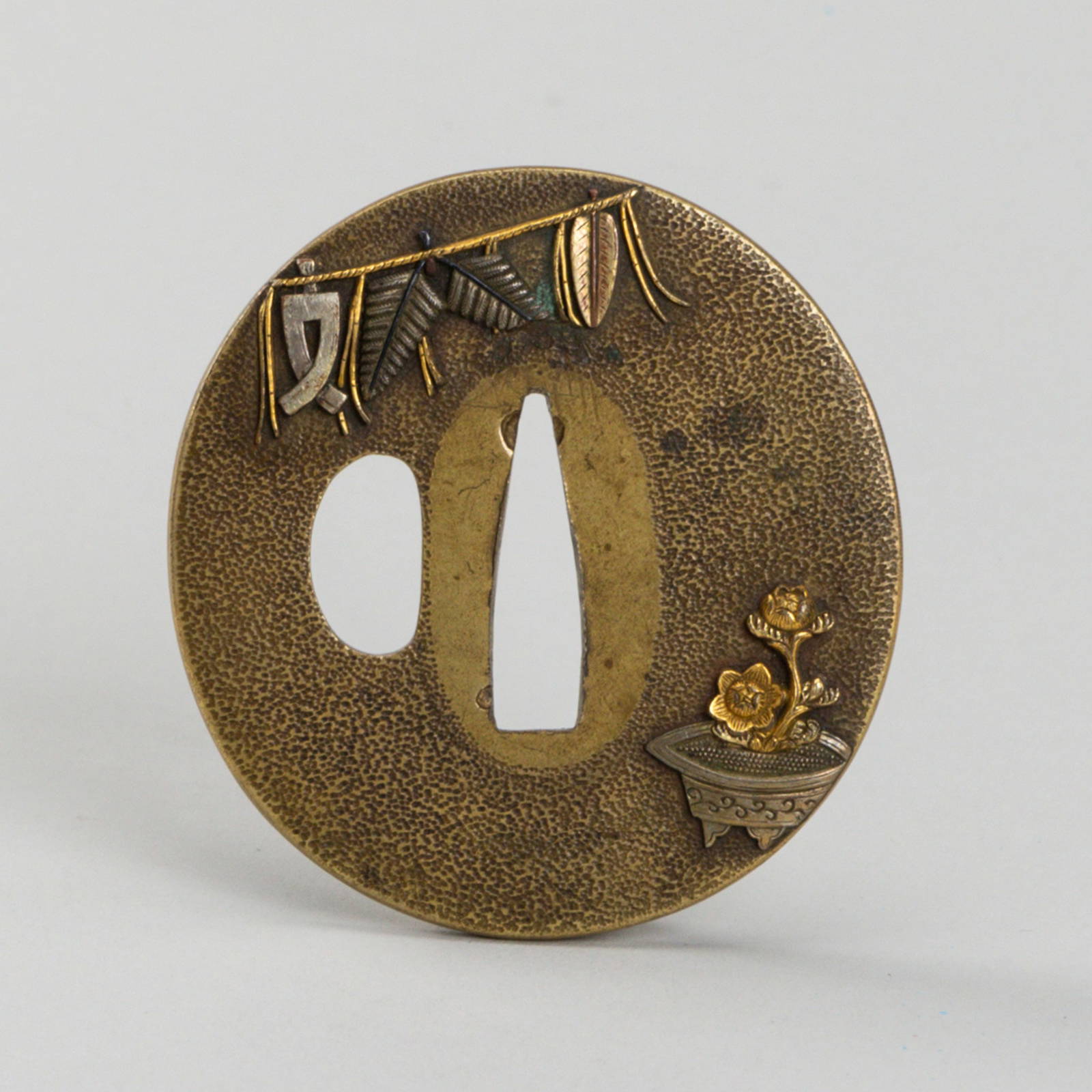 Mitsuyoshi: An Auspicious Sentoku Tsuba With Fukujuso And Shimenawa Auction