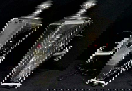 64: Pr. Carriage Lamps, Pierce-Arrow Motor Car Co.