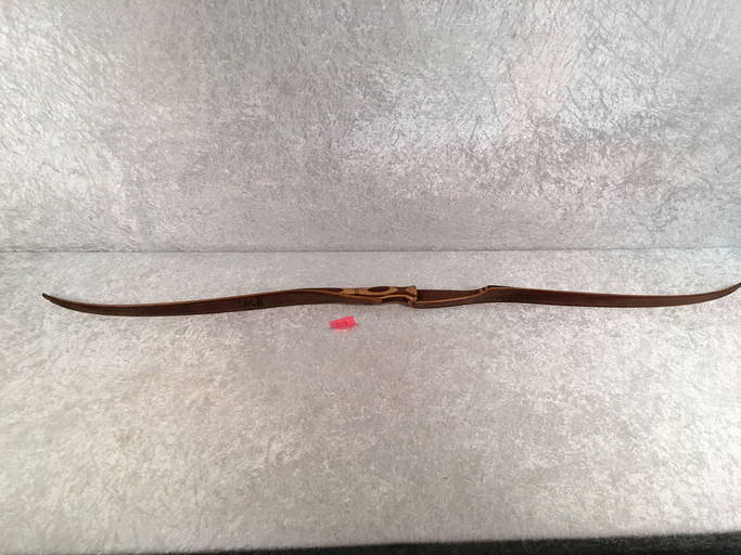 Vintage Ben Pearson Colt Recurve Bow. 960 60". 35#