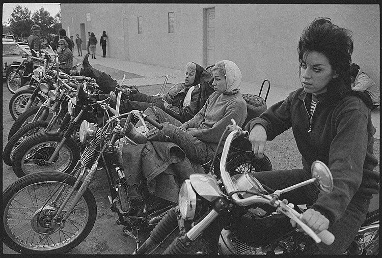 HELLS ANGELS "OLD LADIES"BILL RAY SIGNED SILVER GELATIN