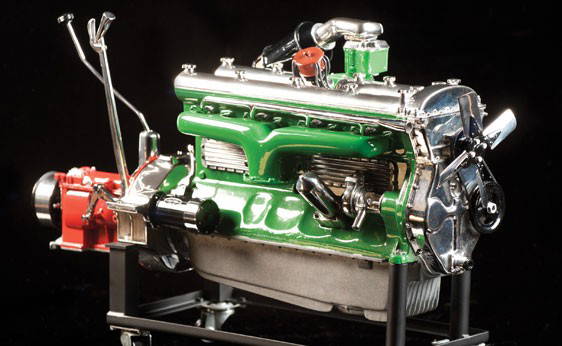 Model Duesenberg Engine