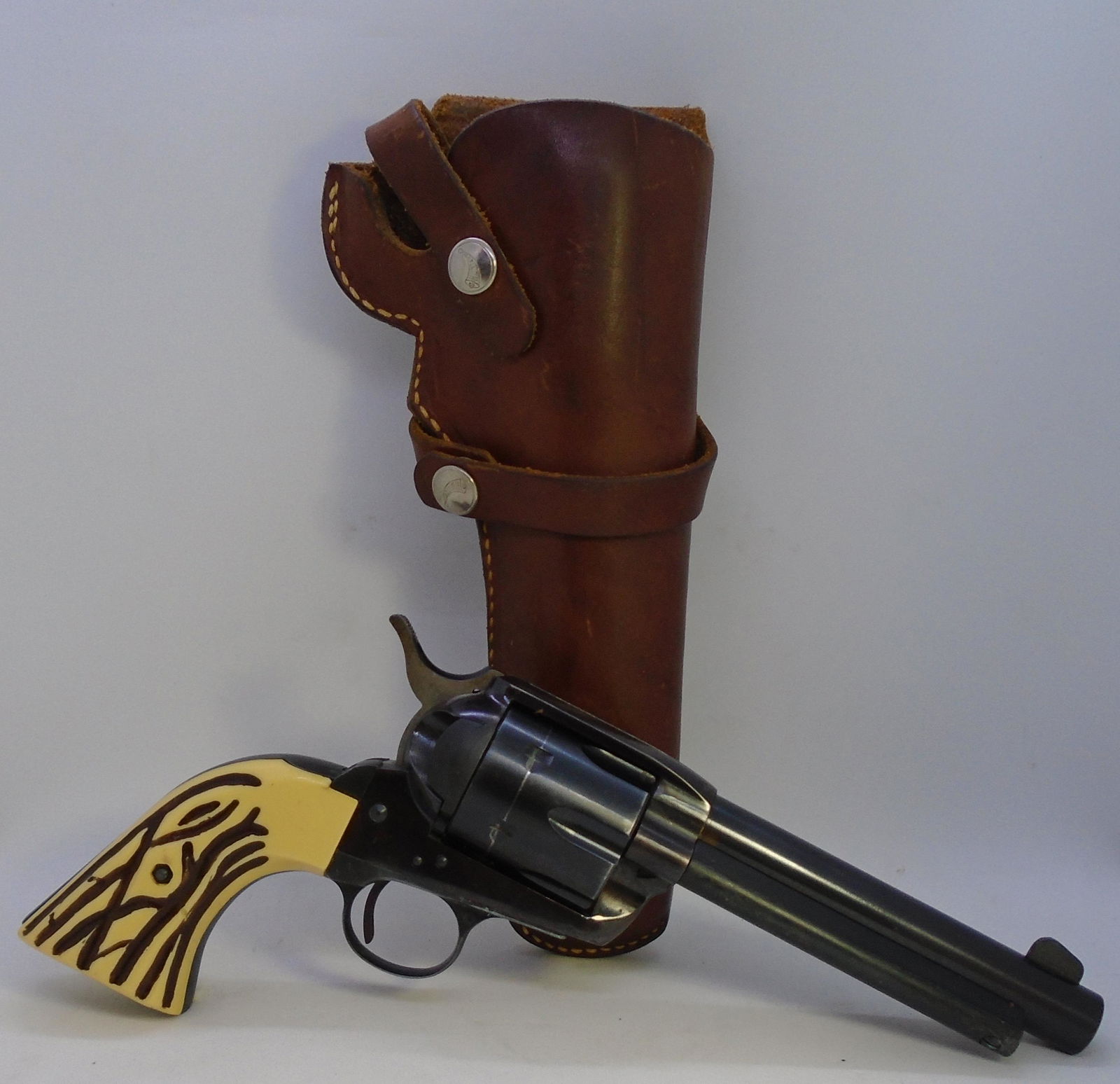 EIG GERMAN 357 MAG REVOLVER HANDGUN 5.5" w HOLSTER - Dec 01, 2019 ...