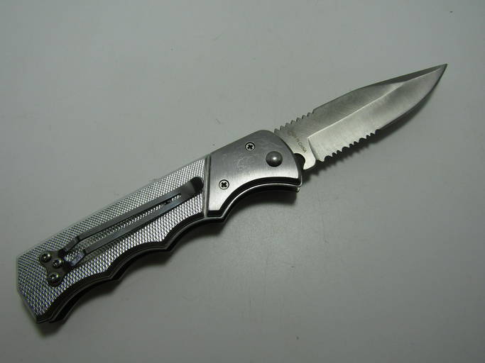 Harley Davidson Switchblsde Knife