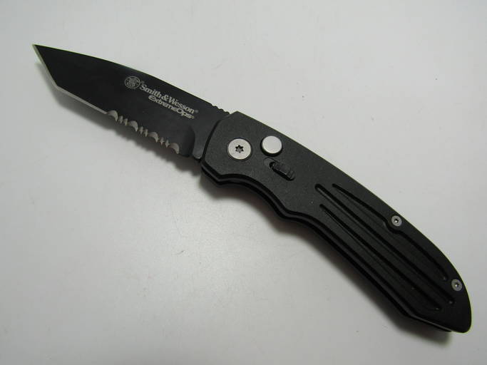 Smith & Wesson Switchblade Knife
