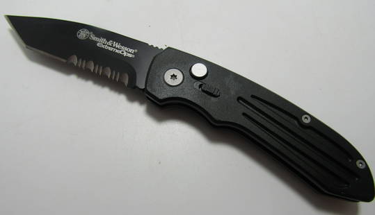 Smith & Wesson Switchblade Knife