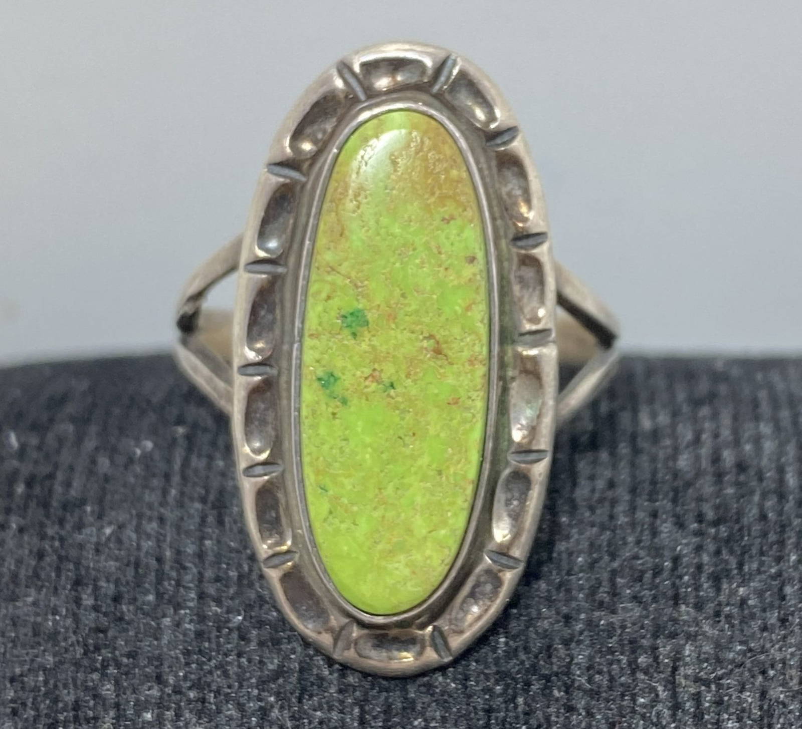 Sterling Native American Gaspeite Ring Auction