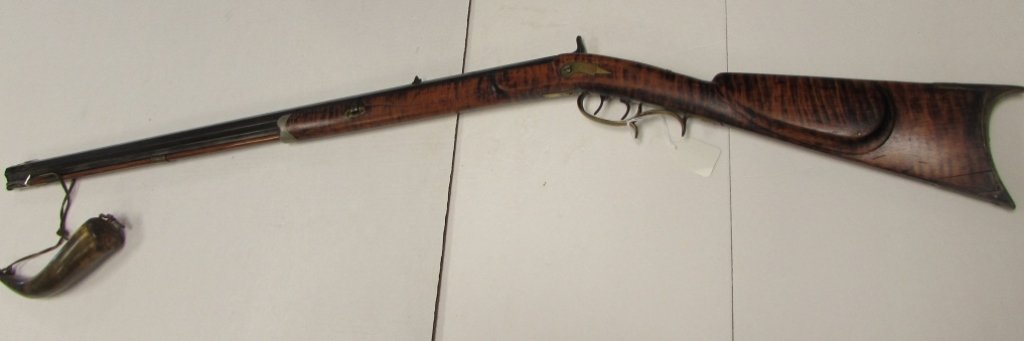 Leman Tiger Maple Musket & Powder Horn